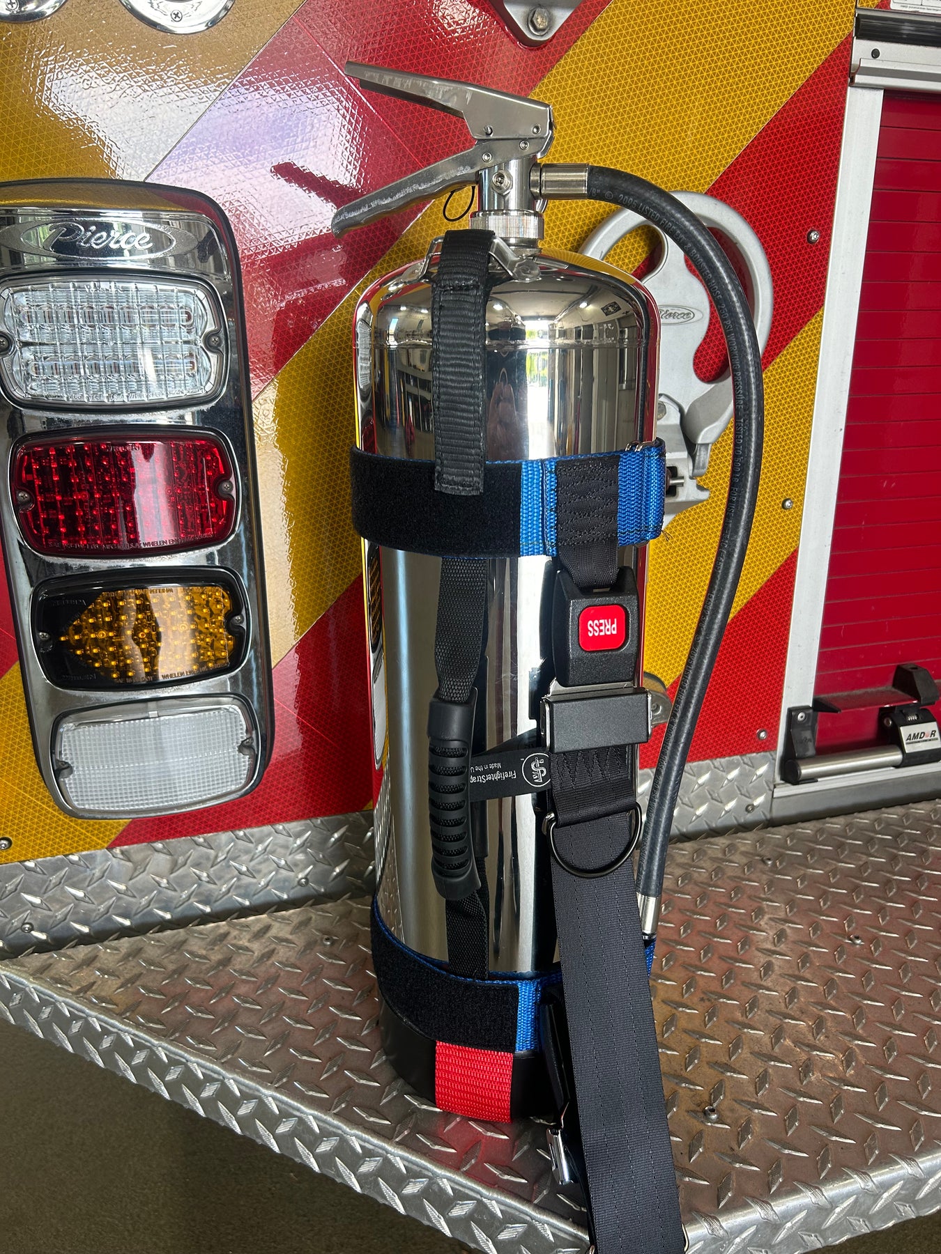 Pressurized Water Can/Extinguisher Deluxe Strap-FFECS-SP – Firefighter ...